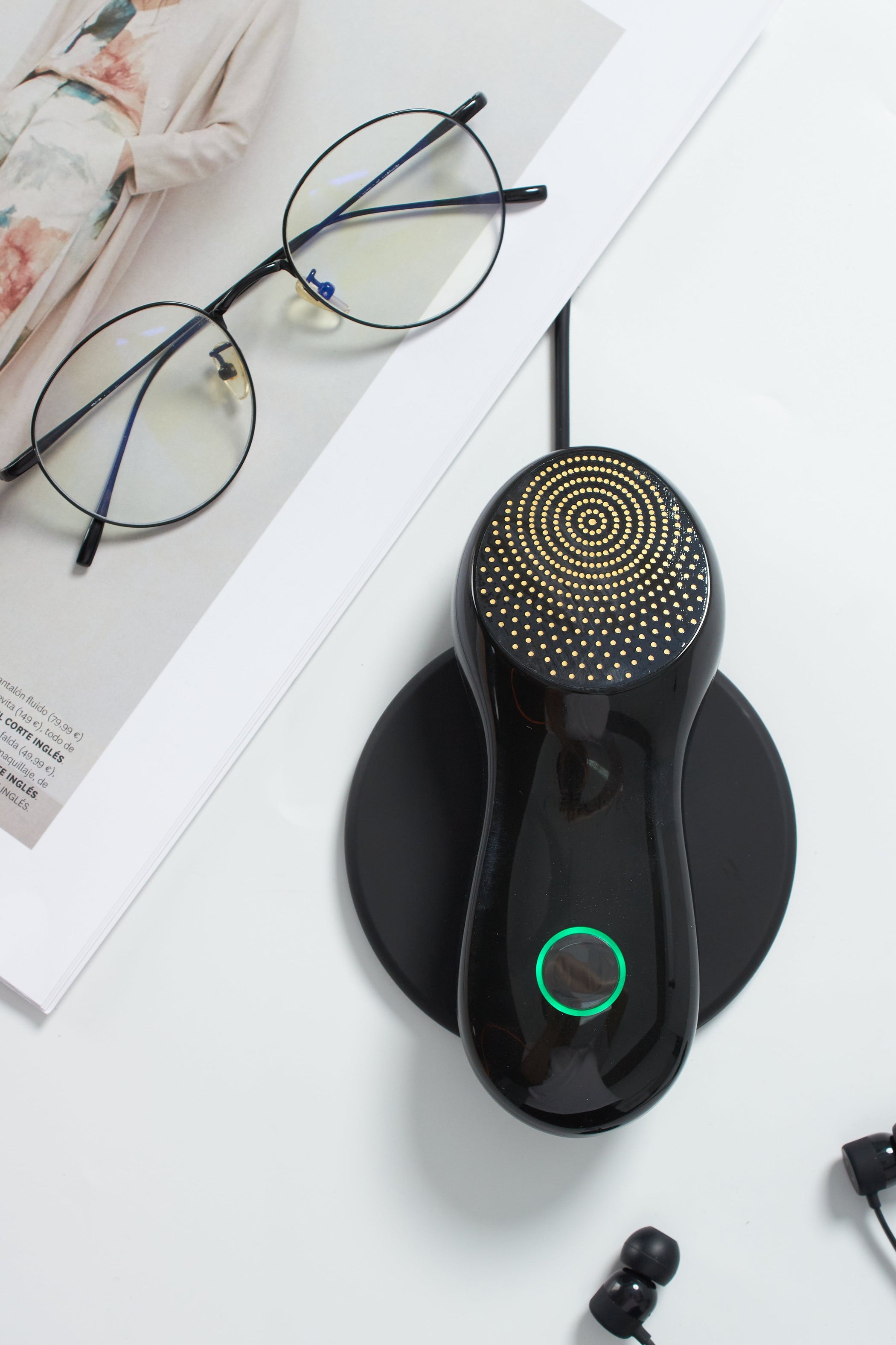 Nebulyft N1 Multipolar Micro-RF Anti-Aging Device Charging and Usage G ...